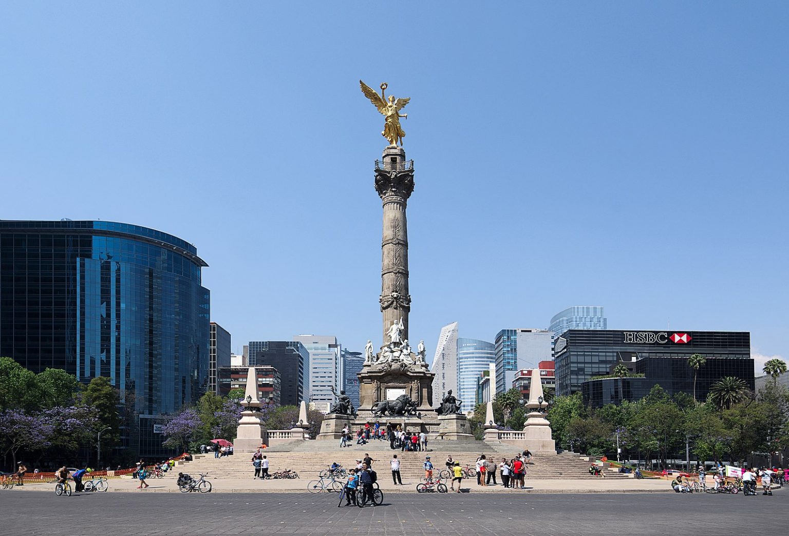 Zona Rosa, Mexico City: Is It Worth Moving To?